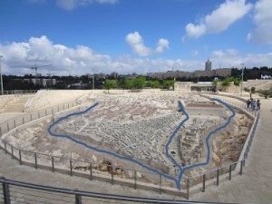 The Hebrew Letter SHIN | AHA Bible Moments